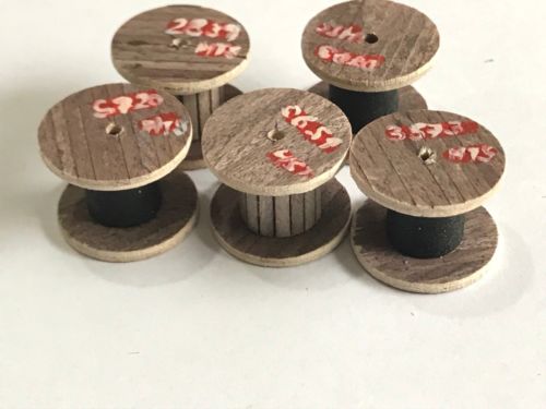 Pack of 5 Wooden Cable Reels - E-trains