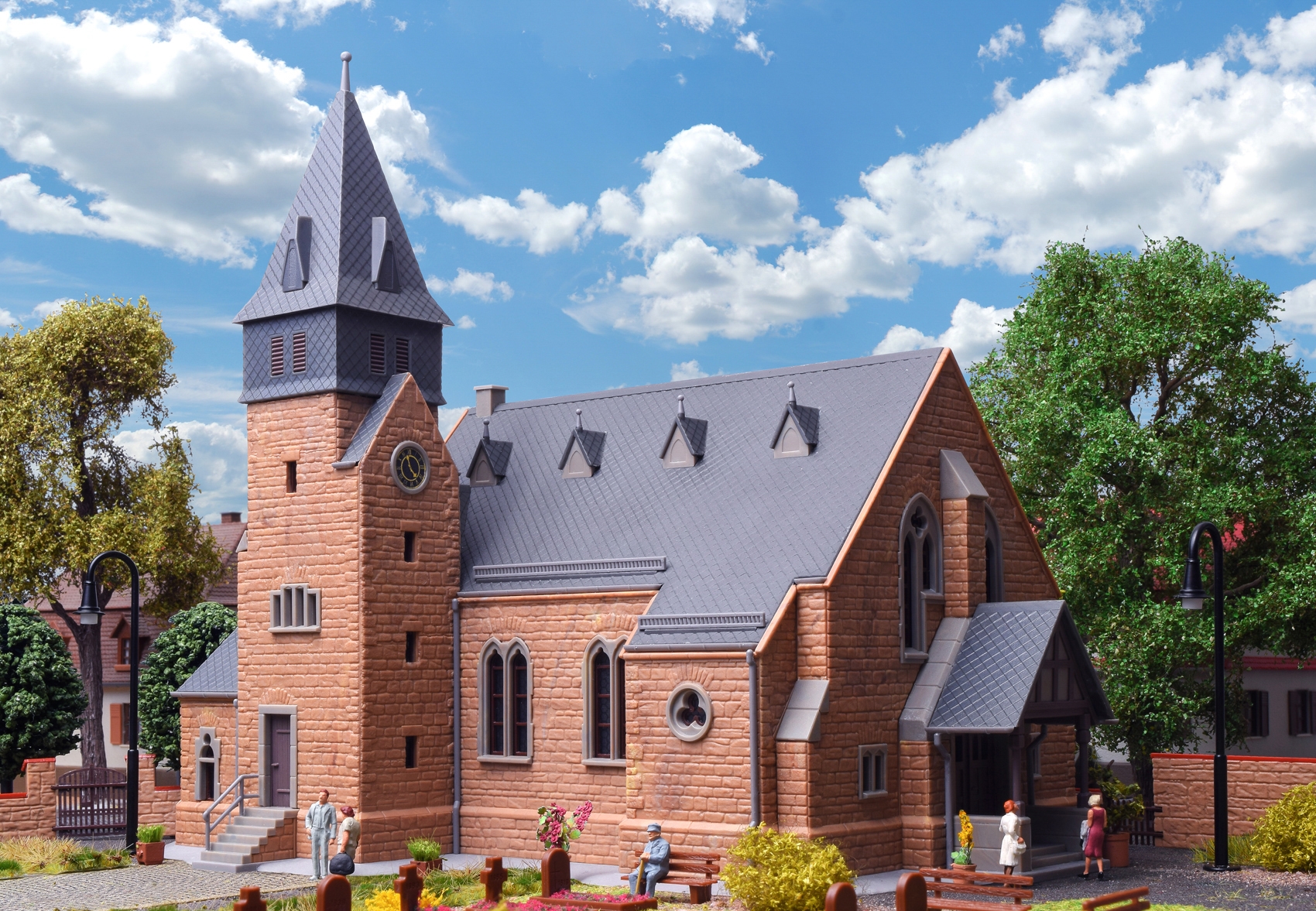 Church with wall in the Westerwald - E-trains