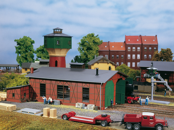 Two Track Engine shed - kit - E-trains
