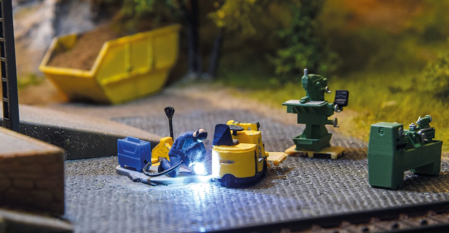 H0 Welder with flickering welding light - E-trains