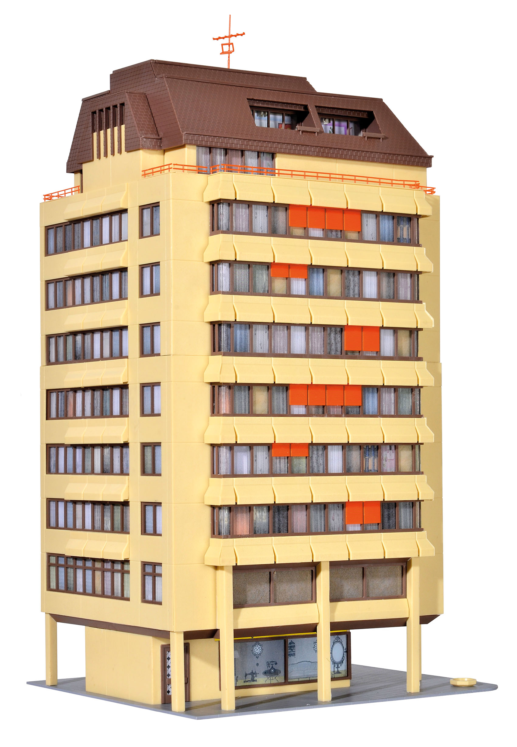 H0 High-rise building with shopping center and penthouse flat incl ...