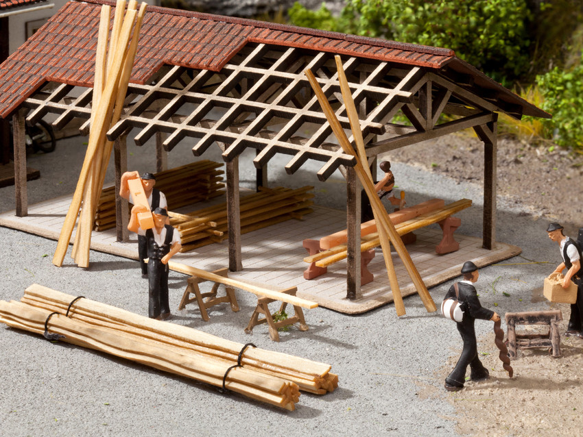 Loose Planks - E-trains