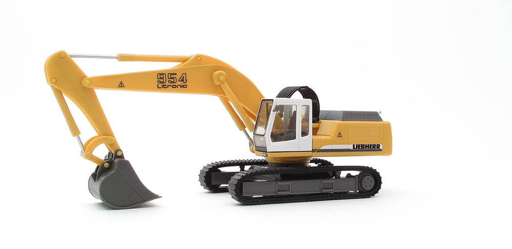 Liebherr Excavator R954 - E-trains