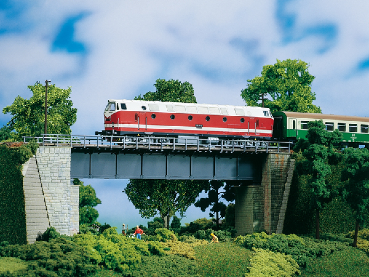 Steel girder bridge - E-trains