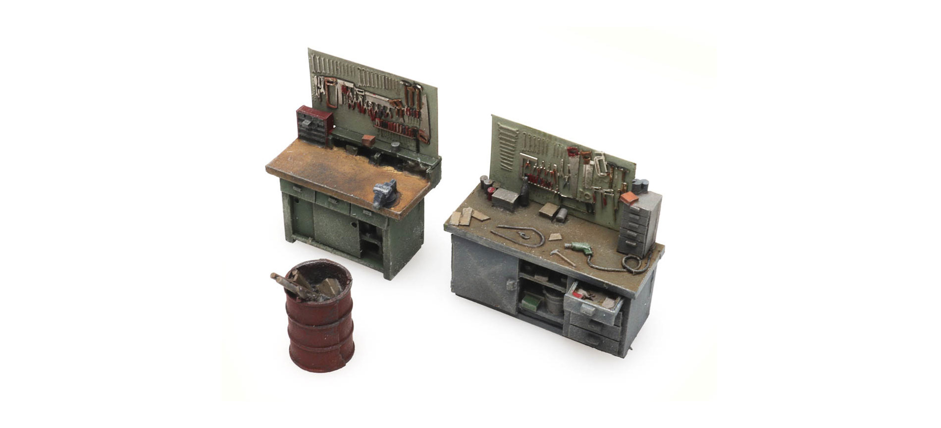 Set of Workbenches - Ready Made - E-trains