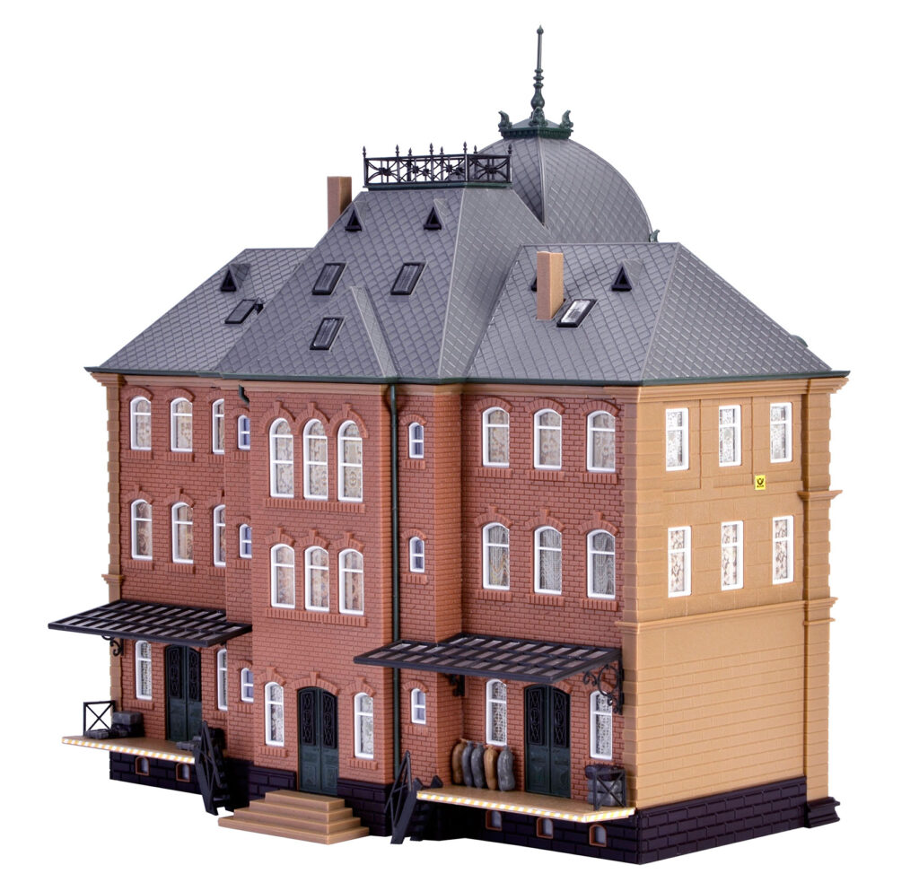 Main post office - E-trains