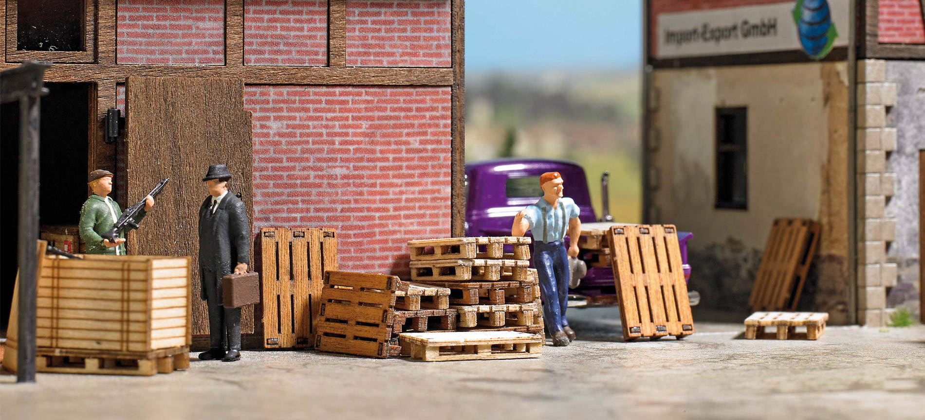Pallets - Kit - E-trains