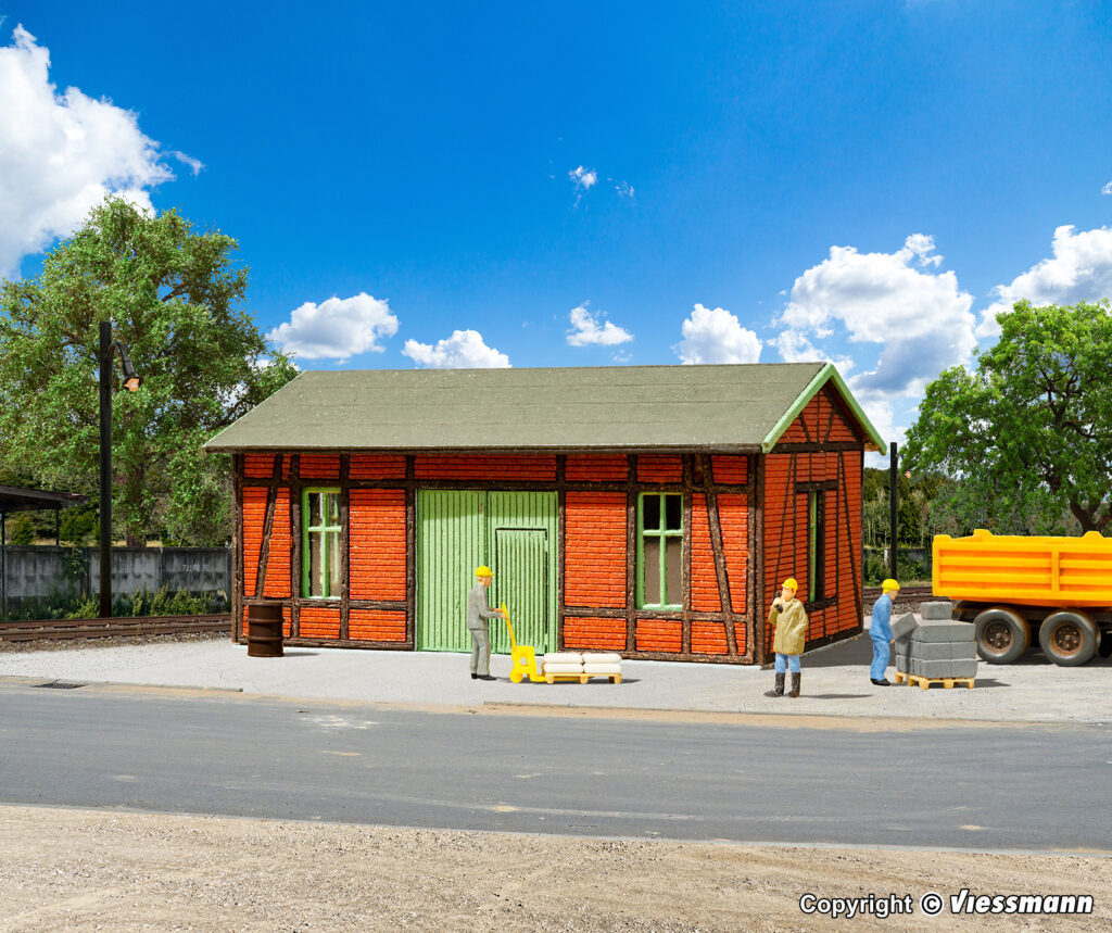 N Workshop with brick/timber-framed facade - Kit - E-trains