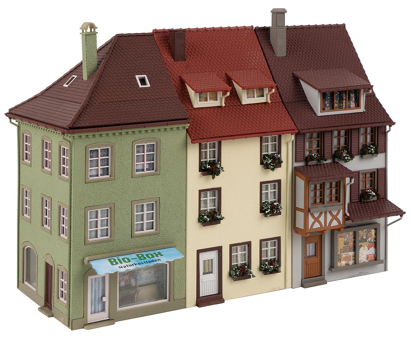 3 small town houses - Kit - E-trains