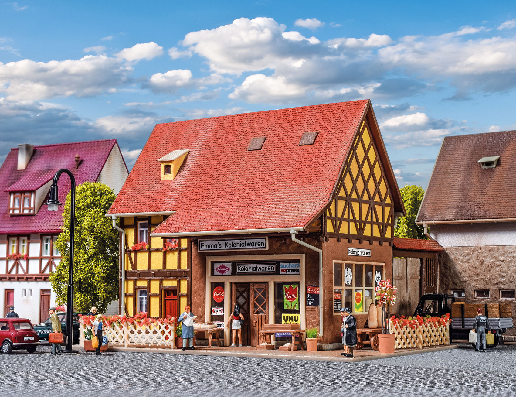 H0 Corner shop with interior and LED lighting - kit - E-trains