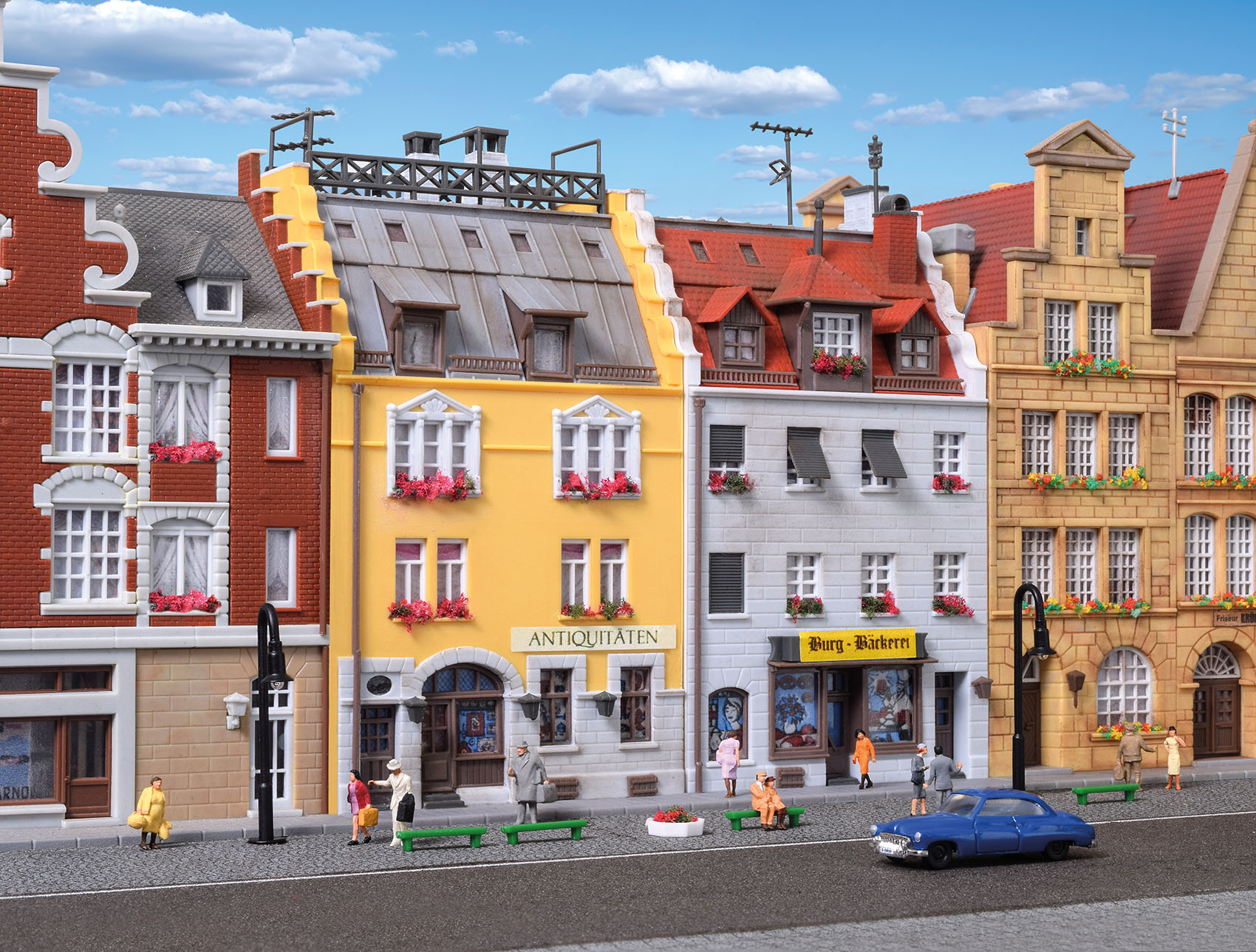 N City houses around 1900, 2 pieces - Kit - E-trains