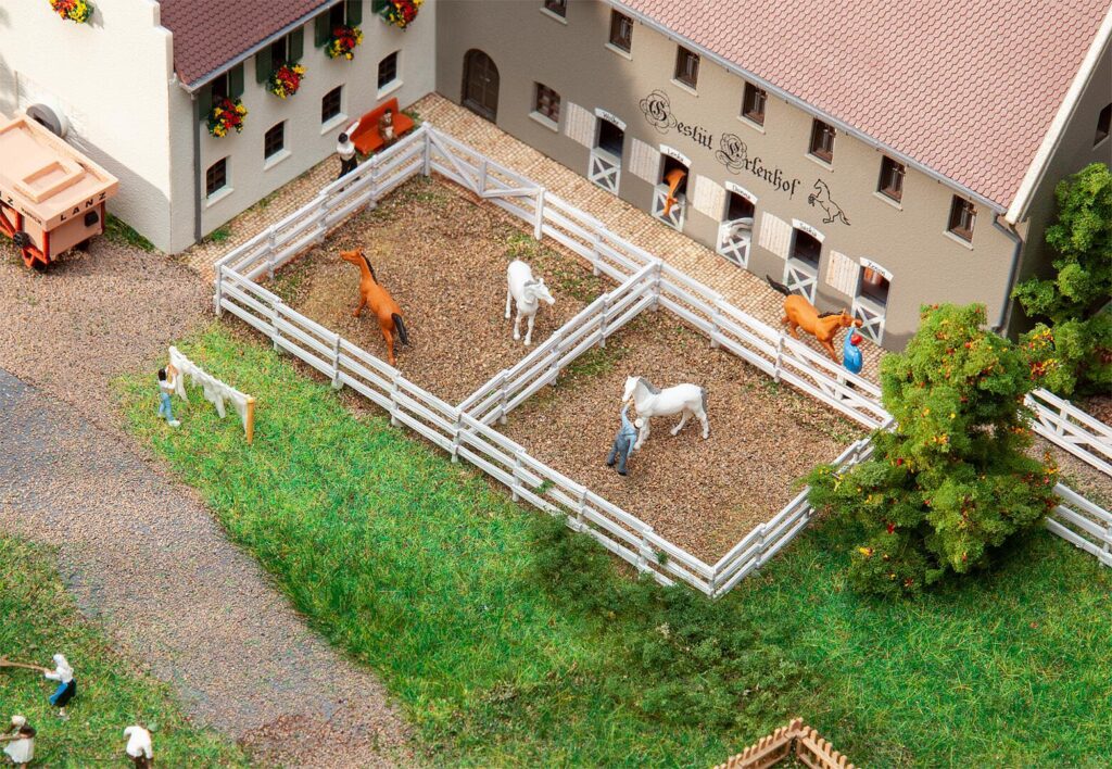 Paddock fence - Kit - E-trains