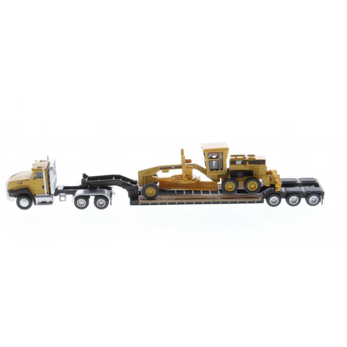 CAT - CT660 Day Cab Lowboy with CAT 163H Grader - E-trains