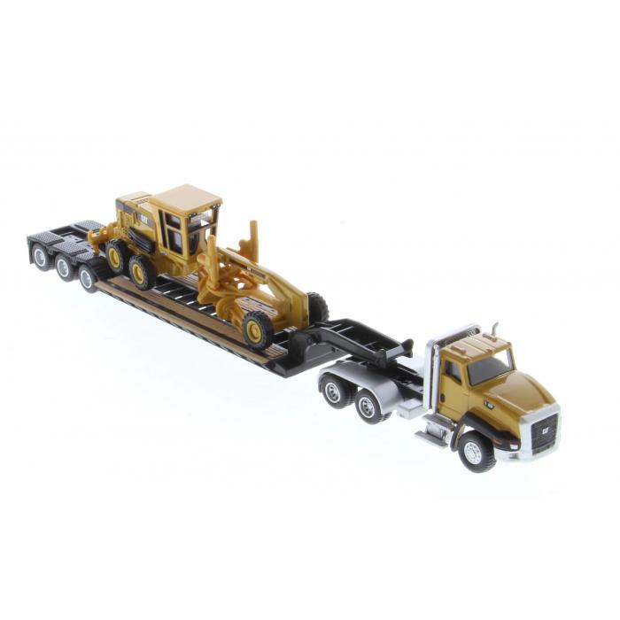 CAT - CT660 Day Cab Lowboy with CAT 163H Grader - E-trains