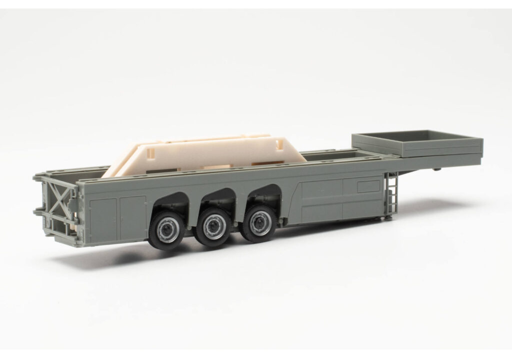 Concrete Panel Transport Trailer - Top Floor - E-trains