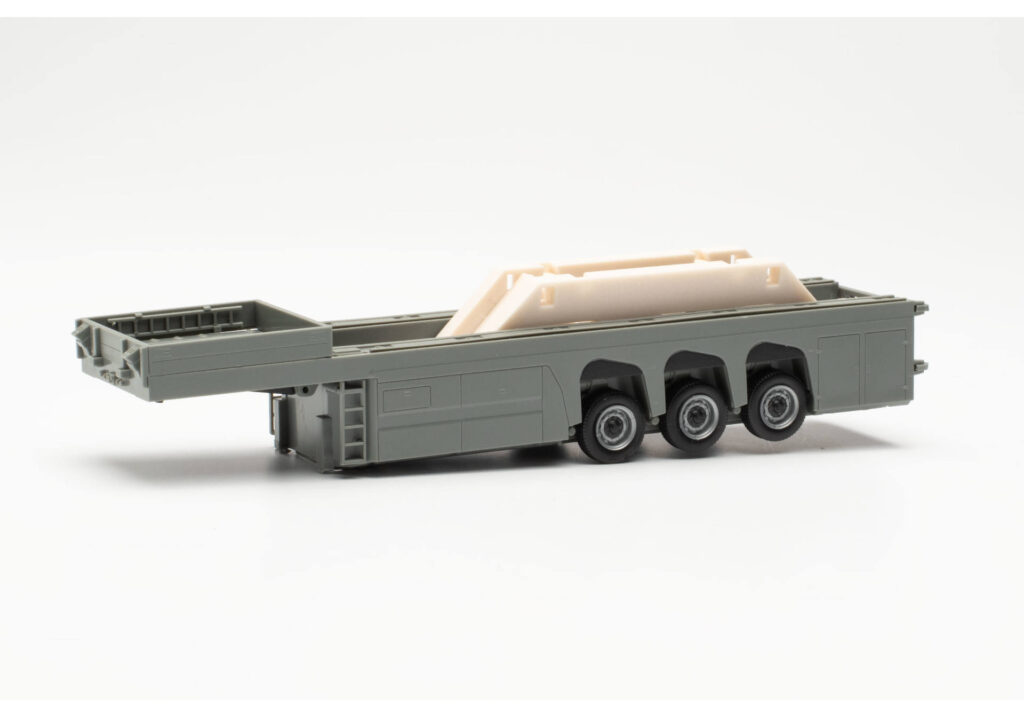 Concrete Panel Transport Trailer - Top Floor - E-trains