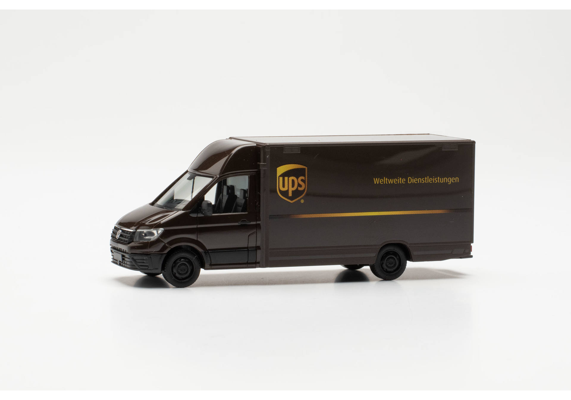 VW Crafter package distribution vehicle "UPS" - E-trains