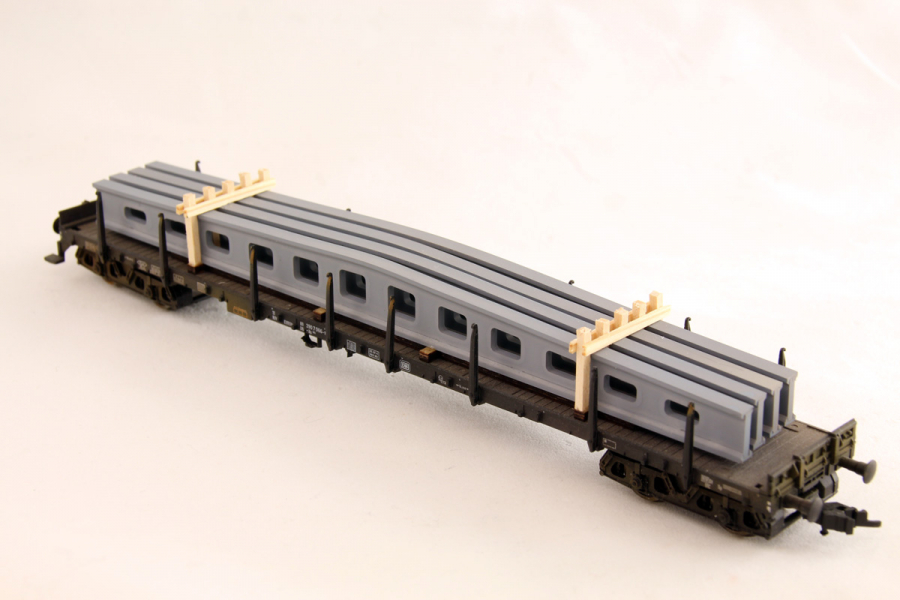 Prestressed concrete beams - E-trains