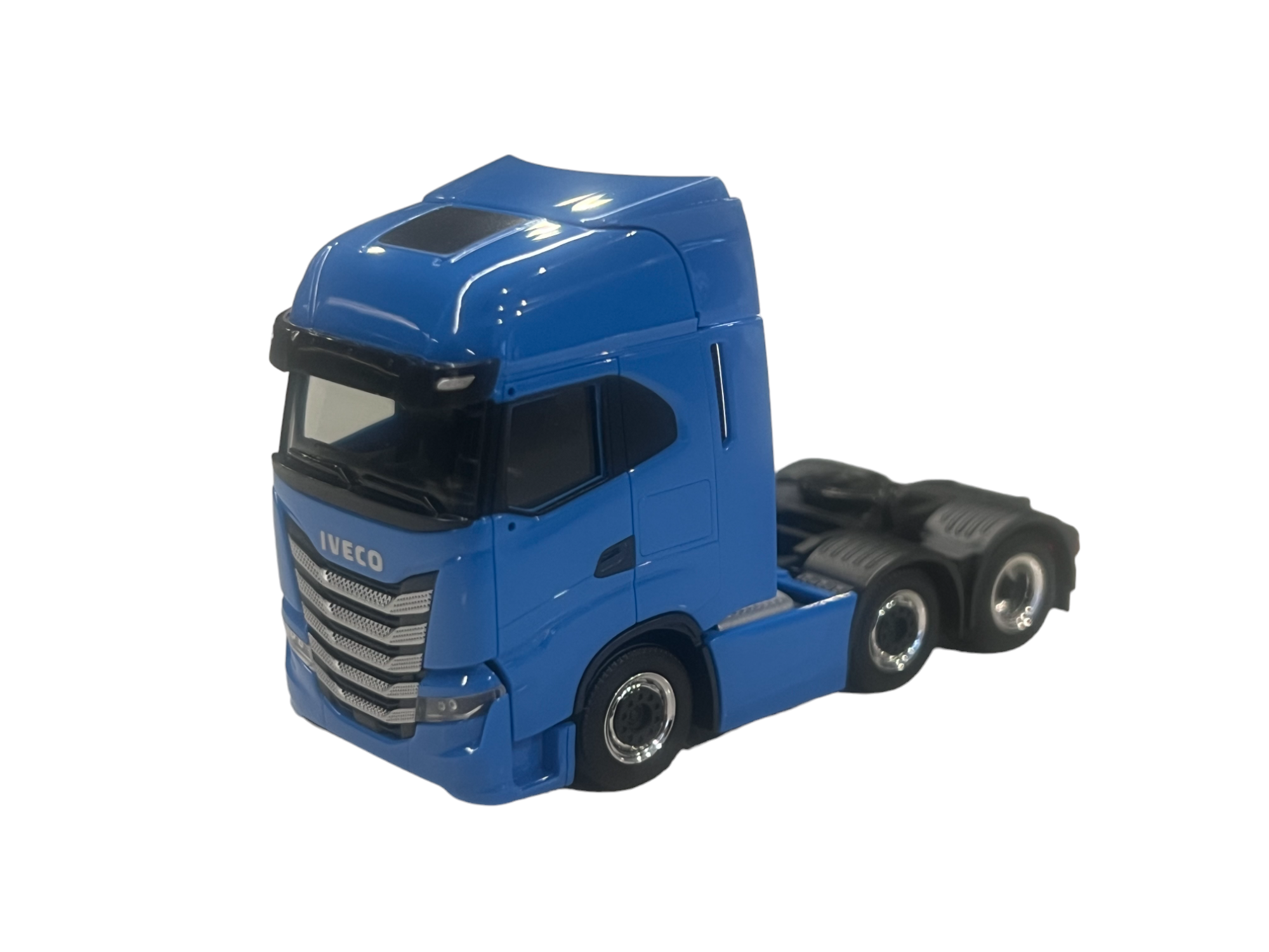 Iveco S-Way Prime mover 3 Axle - Sky Blue - E-trains