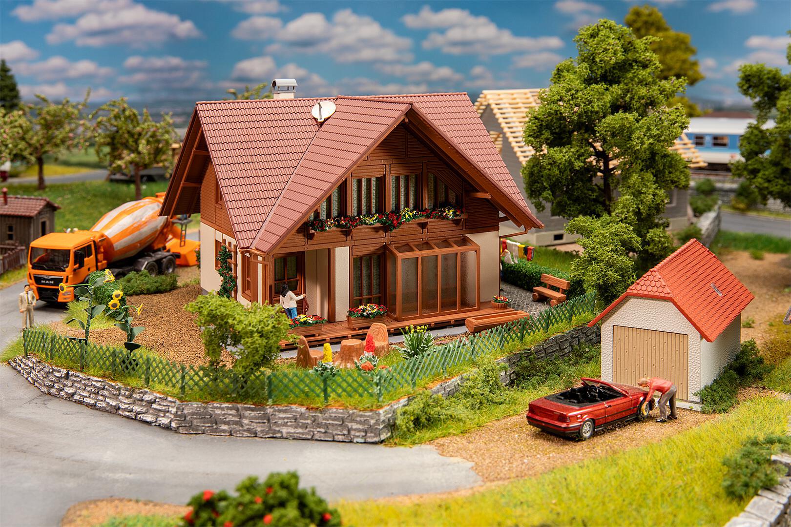 Rustica Detached house - Kit - E-trains